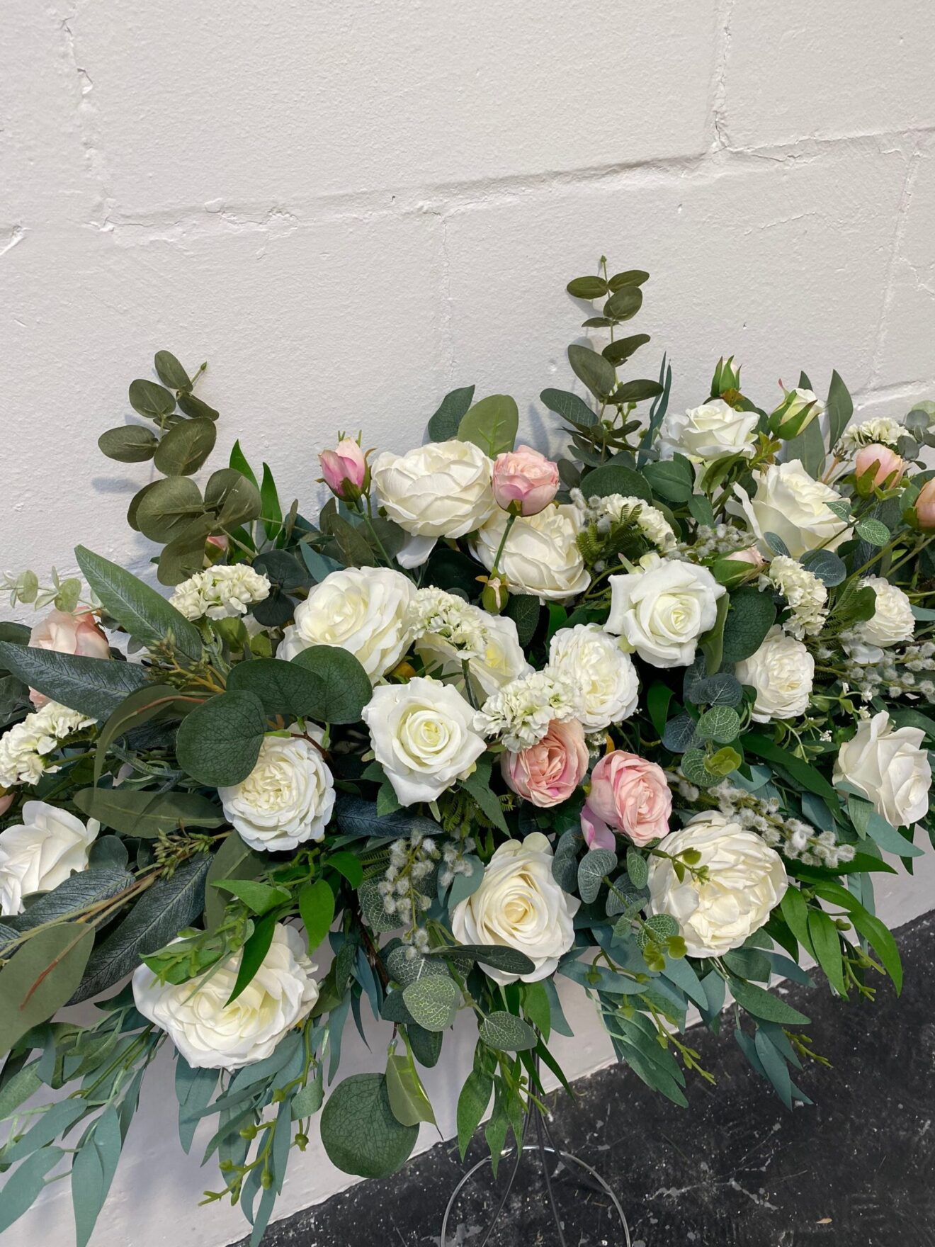 White and Pink Rose Wedding Flower Centrepiece - IVY CRUZ
